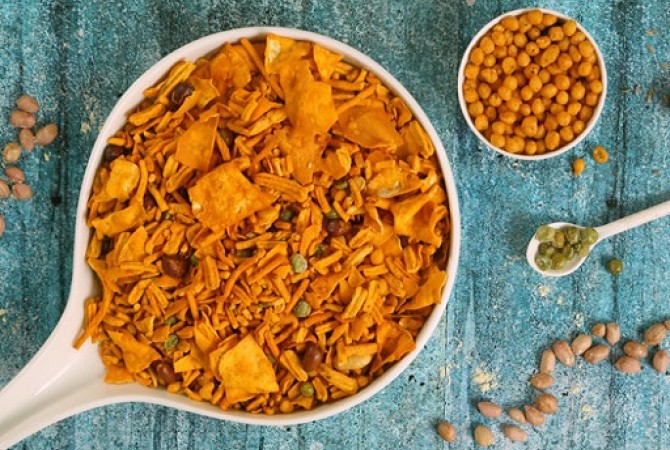 Buy Snacks, Namkeen Online in India | JB Farsan - Taste of heritage